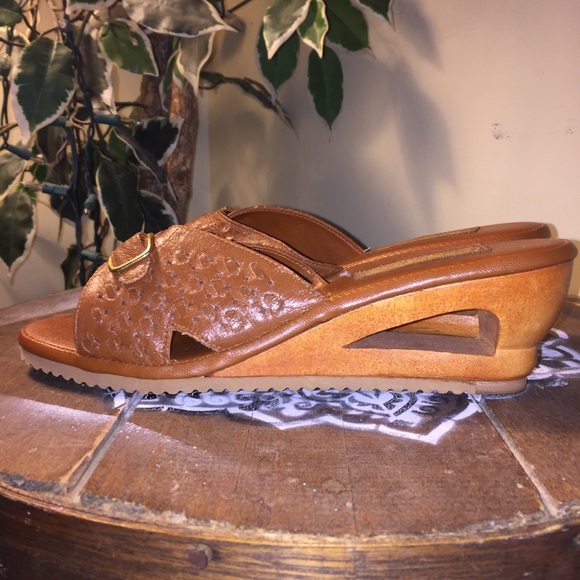 rapallo | Shoes | Vintage Rappollo Wooden Wedge | Poshmark